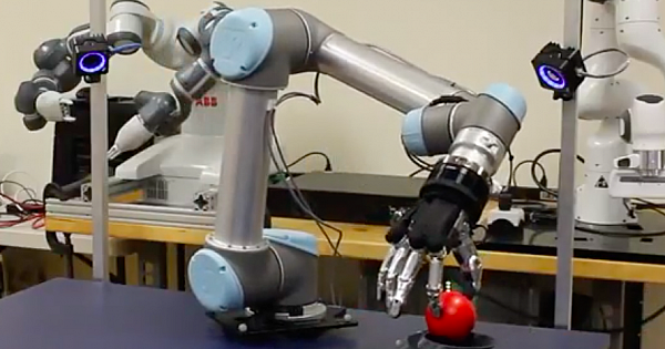 Robots - Motion Control | King Barcode